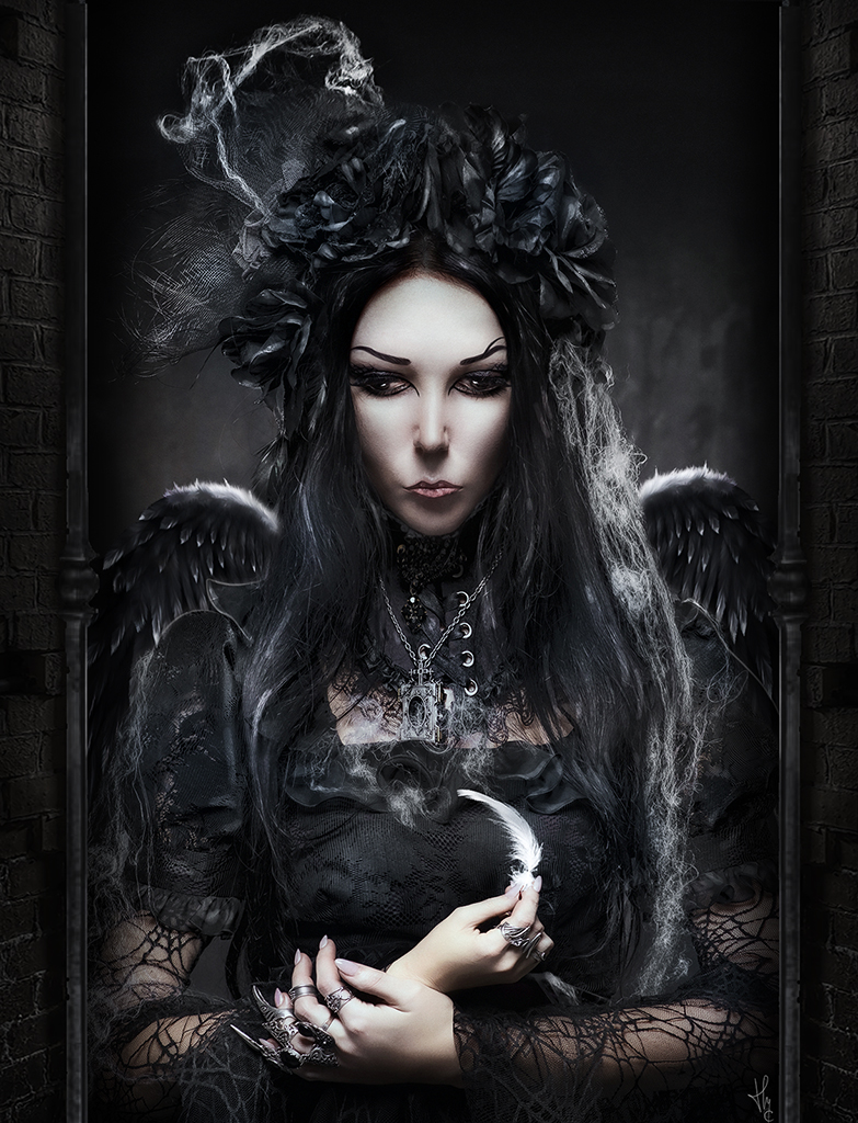 La noirceur de l’Ange… – Entre deux Mondes